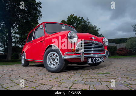 Early Morris Minor small British classic car Stock Photo - Alamy