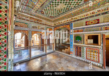 colorful mirrored room inside Kothari Patwa Haveli, Jaisalmer ...