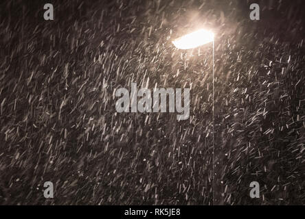 Snow at night Stock Photo - Alamy