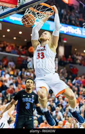 Virginia Cavaliers center Jack Salt (33) during the NCAA Basketball ...