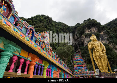 New iconic look of Murugan Temple Batu Caves become a new attraction ...