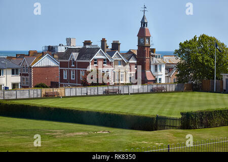 The Jubilee Clock Tower and Seafield Gardens at the top of Sea Hill in ...
