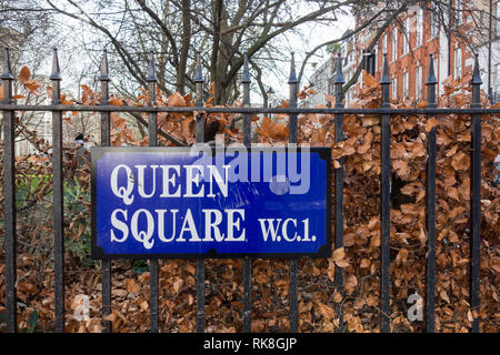 Blue street sign in Queen Square, London, WC1, UK Stock Photo - Alamy