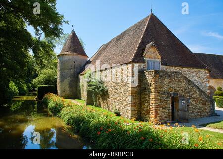 France, Burgundy, Maconnais region, Chateau de Pierreclos, Medieval ...
