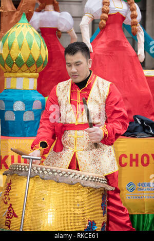 Chinese Traditional Festivals — — Ornaments for the Spring Festival and ...