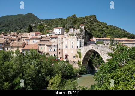 Nyons, France, the Pont de Nyons over the river Eygues Stock Photo - Alamy