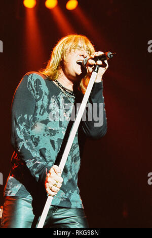 Joe Elliot lead singer in Def Leppard performing at the Brixton Academy ...