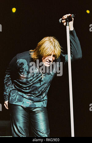 Joe Elliot lead singer in Def Leppard performing at the Brixton Academy ...