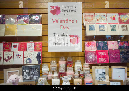 Valentines Day shop window display Stock Photo - Alamy