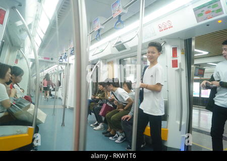 Shenzhen, China: people take the subway Stock Photo - Alamy