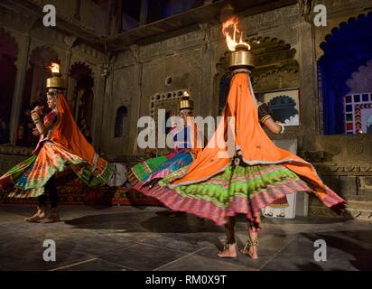 Women performing the traditional Gujjar chari dance, Udaipur Stock ...