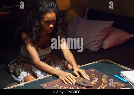 ALWAYS A WITCH, (aka SIEMPRE BRUJA), Carlos Quintero, Valeria Henriquez ...