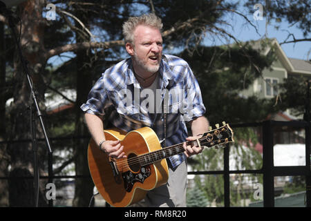 Singer Chris Barron of the rock band The Spin Doctors is shown ...