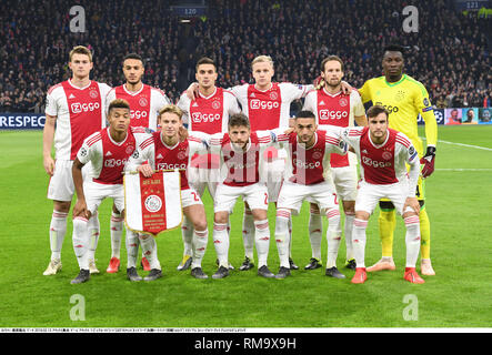 Ajax team group (top row left to right) Viktor Fischer, Siem De Jong ...