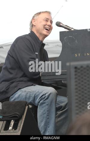 Singer, pianist, accordion player, and songwriter Bruce Hornsby is ...