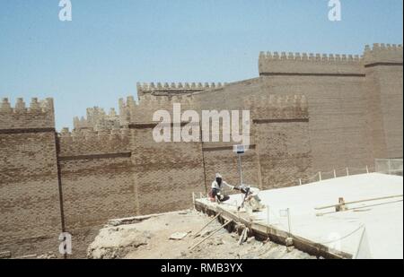 The ancient city of Babylon Stock Photo: 81618343 - Alamy
