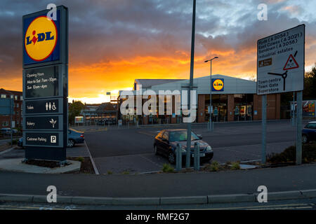 Supermarket, Lidl, Newport, Isle of Wight, Engerland, UK Stock Photo ...