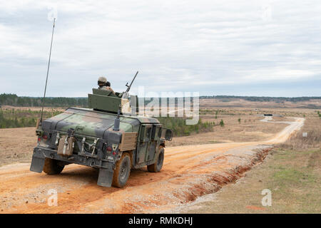 CAMP SHELBY, Ms. – Louisiana National Guardsmen of the 1-141 Field ...