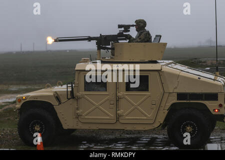 Army Reserve soldiers of the 208th Transportation Company out of Marana ...