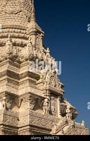 King Ang Duong's Stupa, Royal Palace, Phnom Penh Stock Photo - Alamy