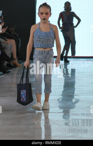 Models parading the clothes of Denim by Asa Jeans during Plitzs Fashion ...