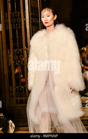 Jayne Pierson showcases it latest collection at Fashion Scout LFW AW19 ...