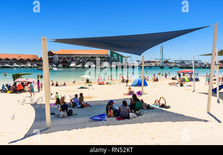 Sorrento Quay Hillarys Boat Harbour beach. Perth, Western Australia ...
