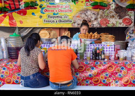 Mexico lifestyle - local people eating in the food market, Merida ...