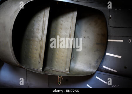 Variable Jet Exhaust Nozzle on a Turkish General Dynamics F-16A ...