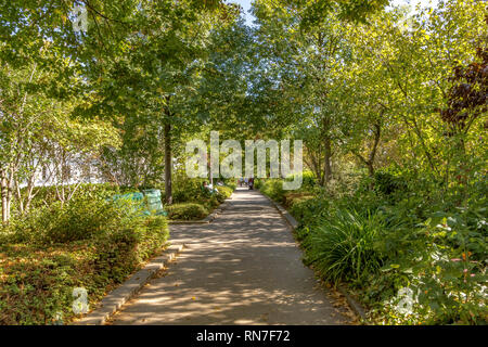 Promenade Plantée a mid-19th century viaduct converted into the world’s ...