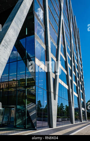 Reston Station Office Building, 1900 Reston Metro Plaza, Reston ...