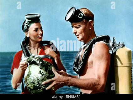 DER KNABE AUF DEM DELPHIN Boy on Dolphin "Der Knabe auf dem Delphin" gerät in hübsche Hände ...