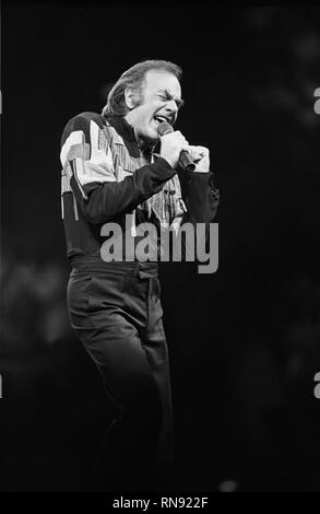 Singer & songwriter Neil Diamond is shown performing on stage during a ...