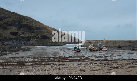 Port Issac, the filming location of Doc Martin, Cornwall Stock Photo ...