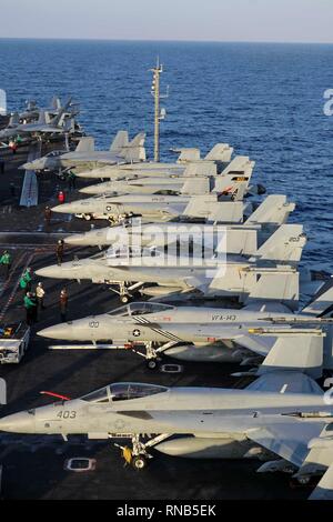 COMPTUEX, USS Abraham Lincoln (CVN 72 Stock Photo - Alamy