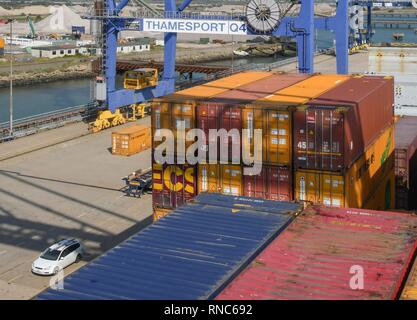 Container terminal in Thamesport, Great Britain, Aug. 26, 2017 | usage ...