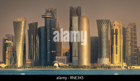 The skyline of West Bay and Doha City, Qatar Stock Photo - Alamy