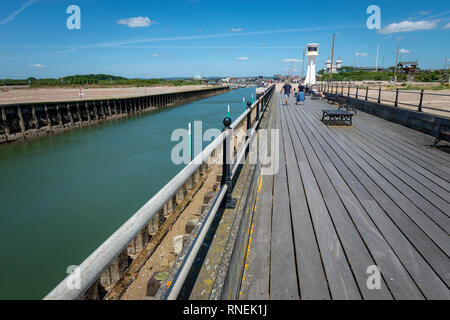 A lighthouse at the entrance to Littlehampton Harbour in West Sussex ...