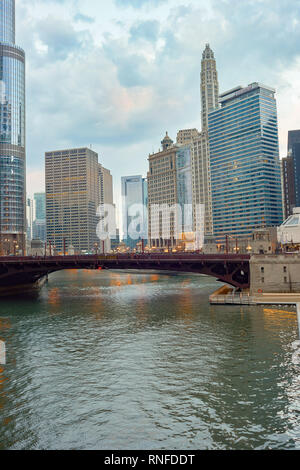 CHICAGO, IL - CIRCA APRIL, 2016: streets of Chicago at daytime. Chicago ...