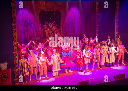 Traditional British pantomime Christmas family entertainment : an ...