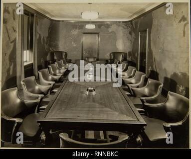 Cartographic Publishing, Custom Made Maps (NBY 5573 Stock Photo - Alamy