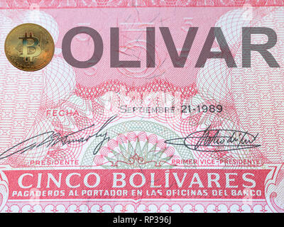 Extreme close up of Golden Bitcoin Coin Bitcoin cryptocurrency ...