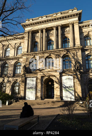 Facade of Berlin Museum of Natural History (Museum fur Naturkunde Stock ...