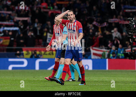 Atletico de Madrid's Diego Godin and Juventus' Mario Mandzukic and ...