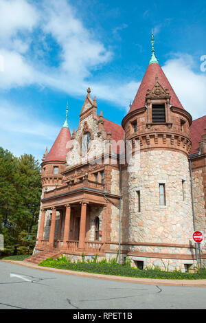 Downtown Wellesley, Massachusetts, USA Stock Photo - Alamy