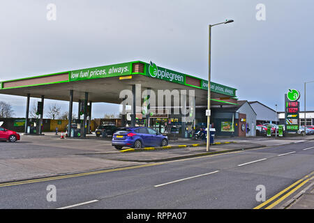 petrol pumps, Applegreen Service Station, M1, Lusk, Ireland's first ...