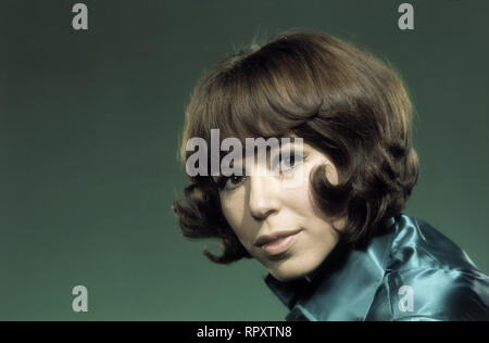 Sängerin ALEXANDRA (1942 - 1969) , Portrait von 1967 Stock Photo - Alamy