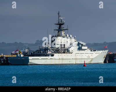 HMS Tyne (P281), a River-class patrol vessel of the Royal Navy, as she ...