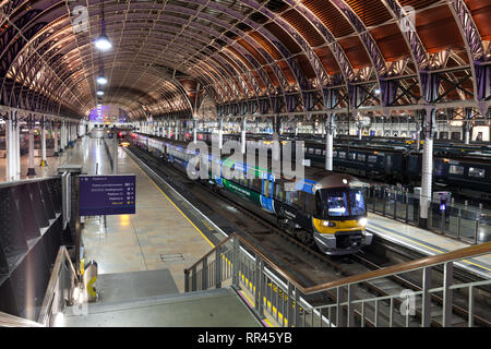 Heathrow Express train train at London Paddington railway station Stock ...