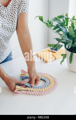Wall decoration made with wood and net near ocean Stock Photo - Alamy
